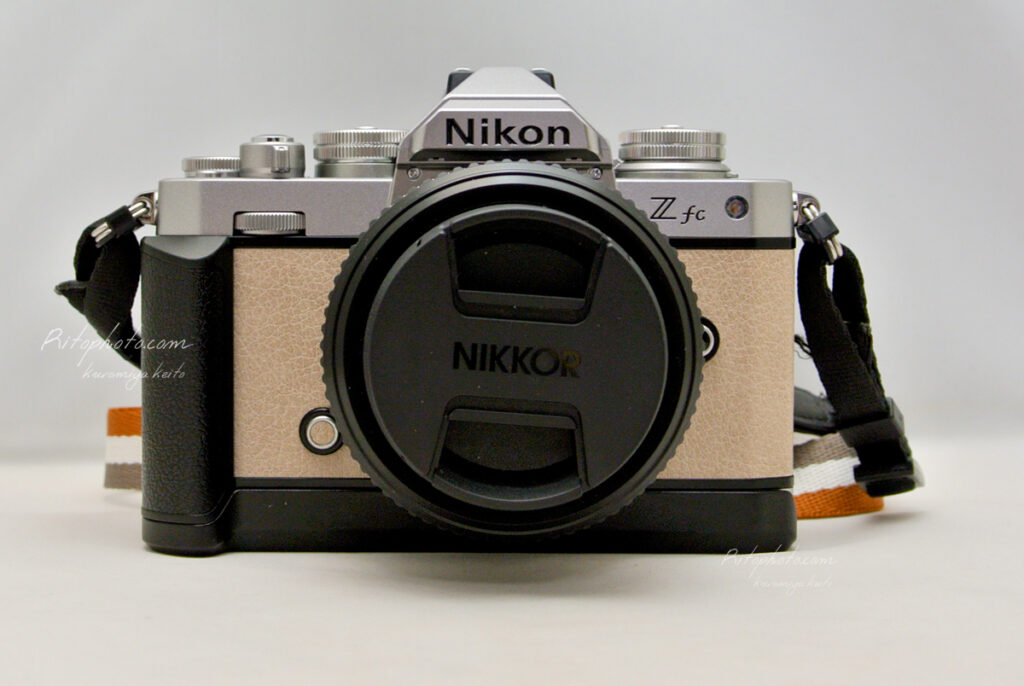 ＜作例付＞レトロ可愛いNikon Zfcを購入！プレミアムエクステリアでサンドベージュに張替カスタム。 - RITOPHOTO